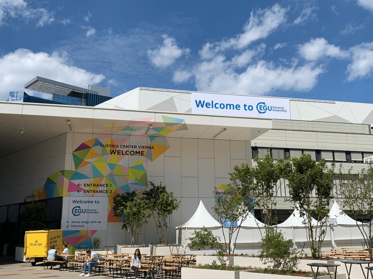 EGU 2022 – The Social Metwork